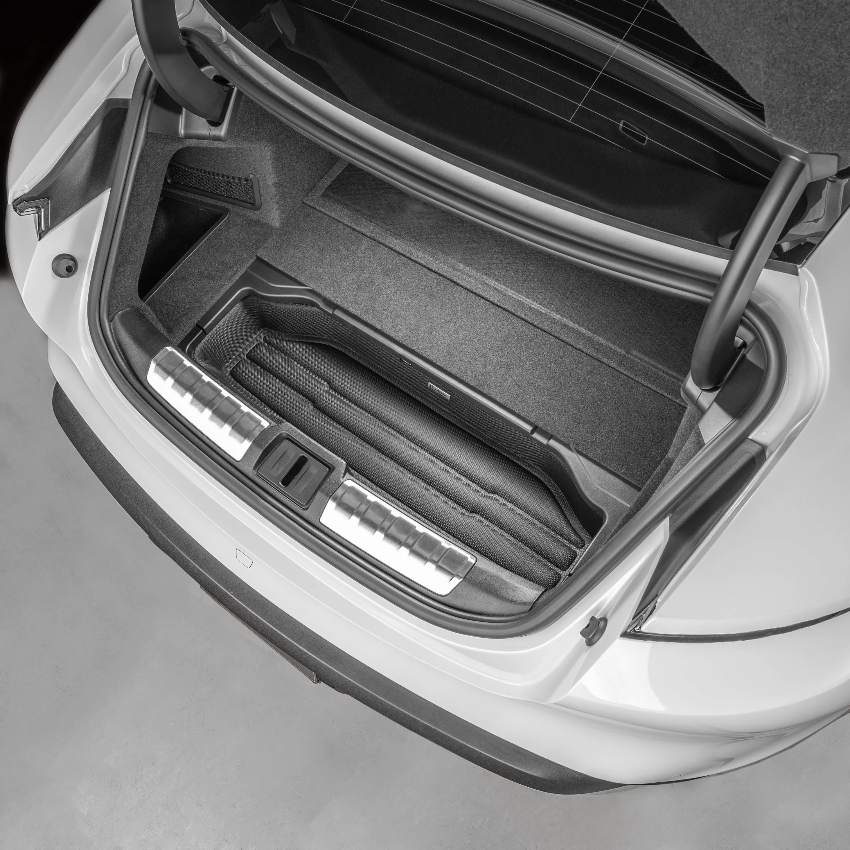 Tuxmat trunk / frunk 3-piece set -- first look pics | TaycanForum ...