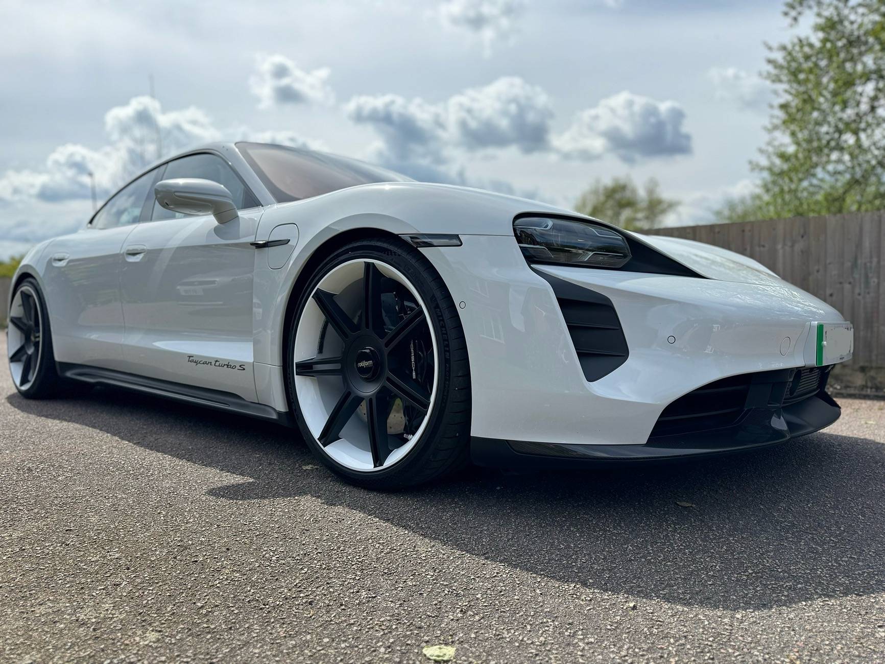 New Mission E wheels are hideous, but….. | TaycanForum -- Porsche ...