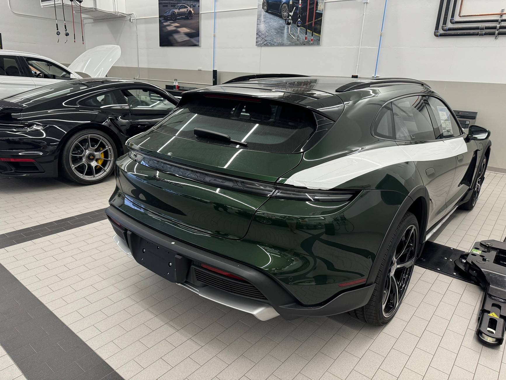 2025 Taycan 4s Cross Turismo delivery | Offroad Package looks off ...