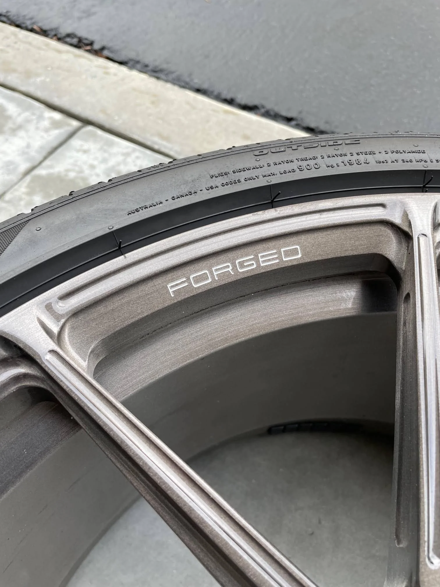 FS: 21" Vorsteiner VPX 101 Pirelli Tires TPMS Center Caps Valve Stem ...