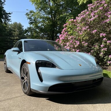 2025 Frozen Blue Metallic Taycan color same as pre-refresh? | Page 2 ...