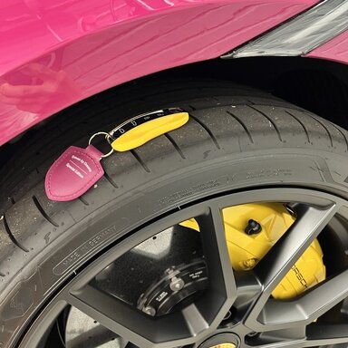 Race-tex vs Standard Interior | Page 3 | TaycanForum -- Porsche Taycan ...