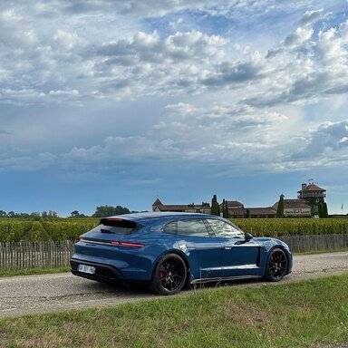 Race-tex vs Standard Interior | TaycanForum -- Porsche Taycan Owners ...