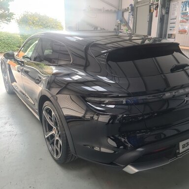 Roof Ambient lighting | TaycanForum -- Porsche Taycan Owners, News ...