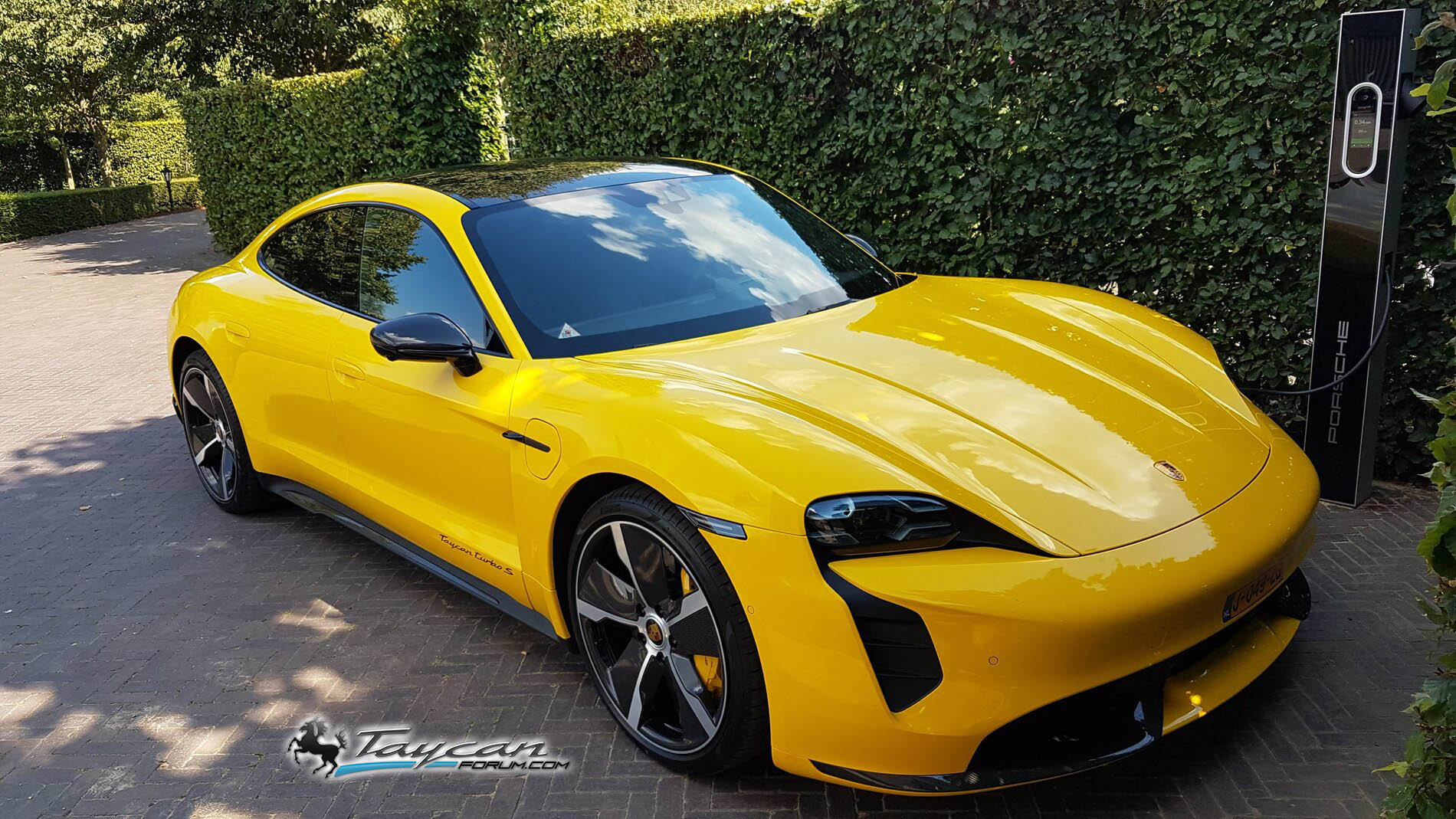 Porsche Taycan Turbo S - Special in Racing Yellow | TaycanForum ...