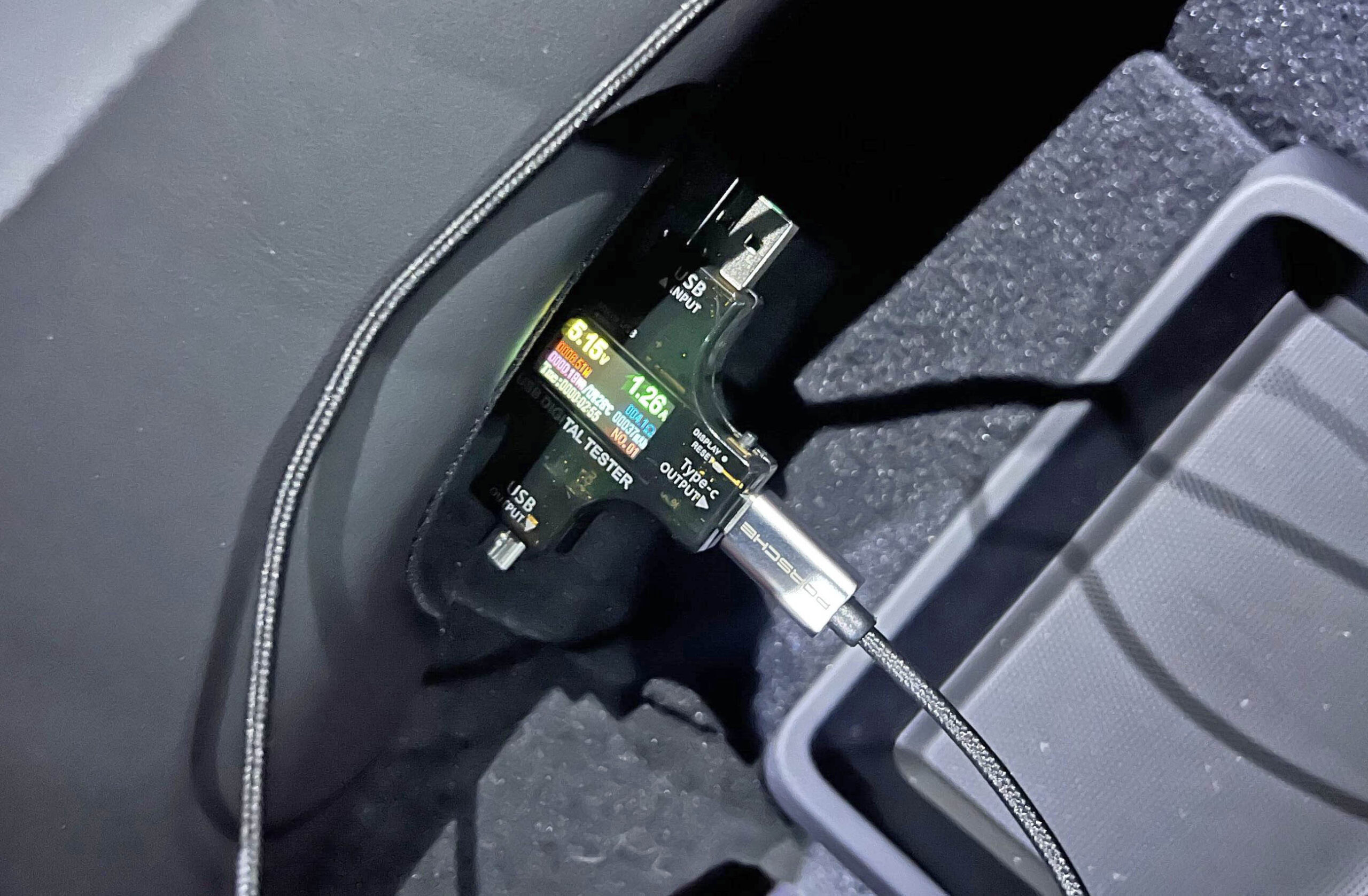 USB-C rear charging vs Console port voltages/amps measured ...