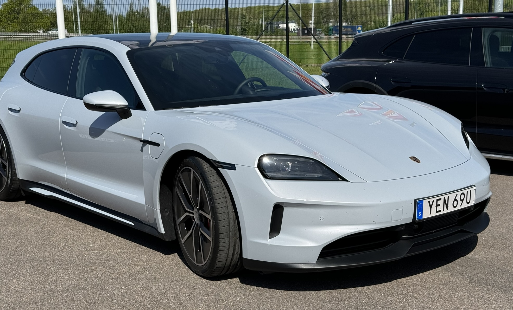 Some first impressions of new MY2025 Taycan test drive | TaycanForum ...