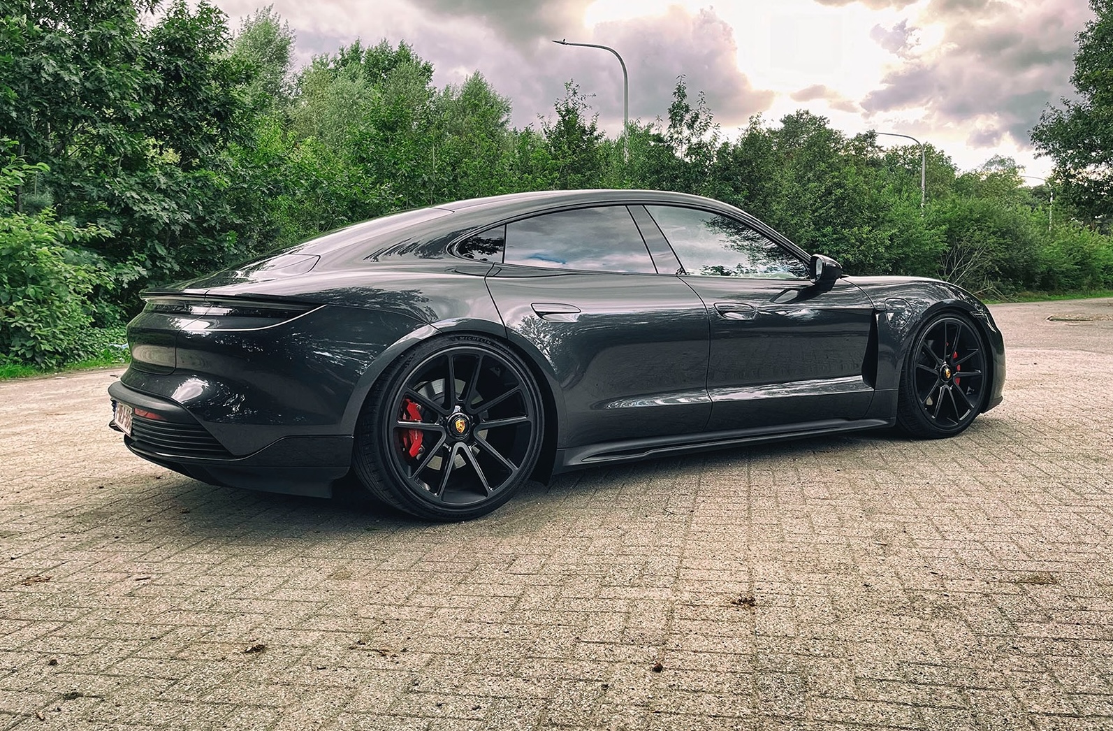 Porsche Taycan 4S perfect lowering with droplinks | Page 2 | TaycanForum -- Porsche Taycan ...